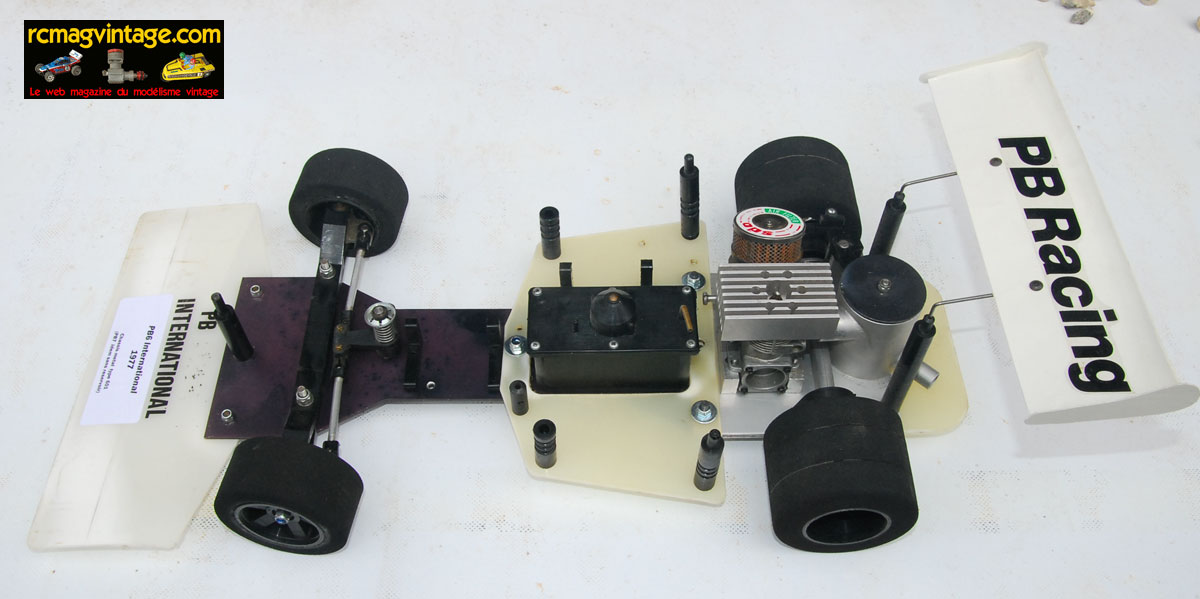 Vieilles Caisses 2008 - exposition piste thermique PB