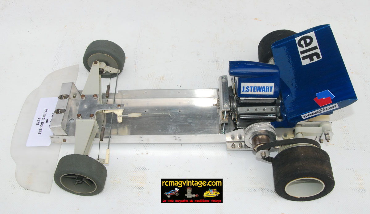 Vieilles Caisses 2008 - exposition piste thermique PB