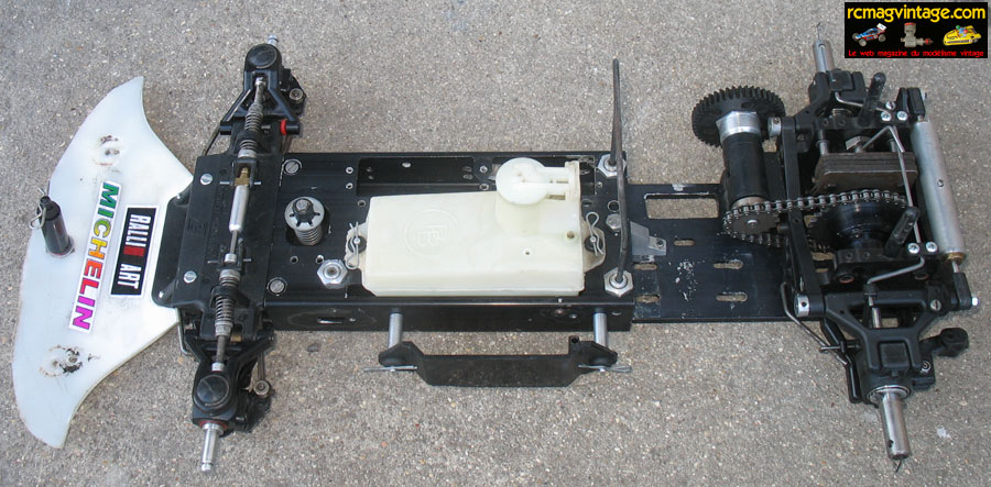 Vieilles Caisses 2008 - exposition piste thermique PB